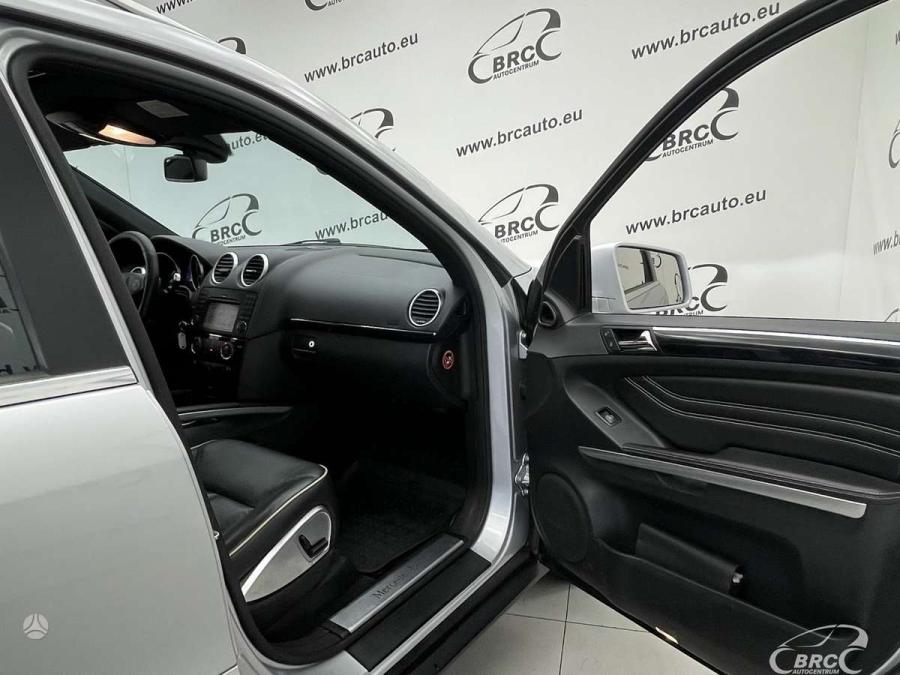 Grey Mercedes-Benz ML 350 2011 in Vilnius, with an engine capacity of 2.99 L and mileage of 394 thousand km for 6500 €, photo 10 on AUTOMOTO.COM.LV