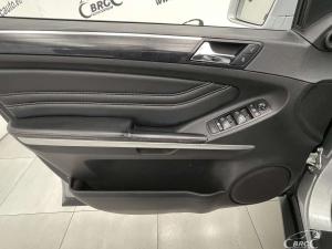 Grey Mercedes-Benz ML 350 2011 in Vilnius, with an engine capacity of 2.99 L and mileage of 394 thousand km for 6500 €, photo 21 on AUTOMOTO.COM.LV