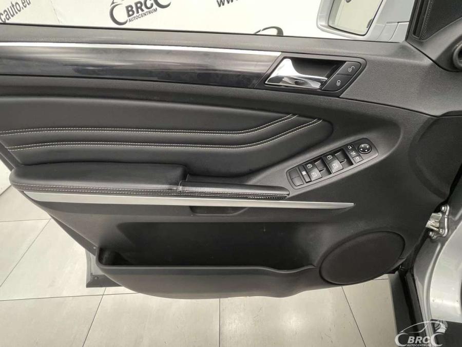Grey Mercedes-Benz ML 350 2011 in Vilnius, with an engine capacity of 2.99 L and mileage of 394 thousand km for 6500 €, photo 21 on AUTOMOTO.COM.LV