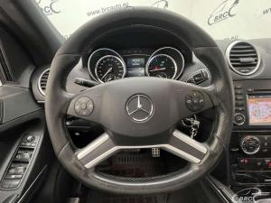 Grey Mercedes-Benz ML 350 2011 in Vilnius, with an engine capacity of 2.99 L and mileage of 394 thousand km for 6500 €, photo 29 on AUTOMOTO.COM.LV