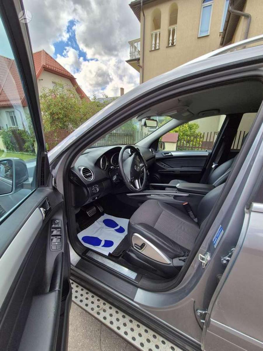 Pelēks Mercedes-Benz ML 350 2011 Kauņa, ar dzinēja tilpumu 0.00 L un nobraukumu 420 tūkst. km par 8450 €, foto 4 vietnē AUTOMOTO.COM.LV