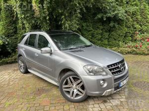 Pelēks Mercedes-Benz ML 350 2011 Rīga, ar dzinēja tilpumu 3.00 L un nobraukumu 279 tūkst. km par 10100 €, foto  vietnē AUTOMOTO.COM.LV