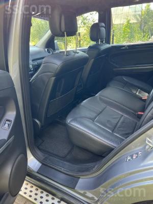 Pelēks Mercedes-Benz ML 350 2011 Rīga, ar dzinēja tilpumu 3.00 L un nobraukumu 279 tūkst. km par 10100 €, foto 5 vietnē AUTOMOTO.COM.LV