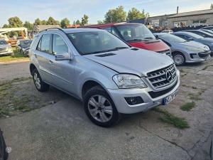 Pelēks Mercedes-Benz ML 350 2011 Šauļi, ar dzinēja tilpumu 3.00 L un nobraukumu 317 tūkst. km par 3700 €, foto  vietnē AUTOMOTO.COM.LV
