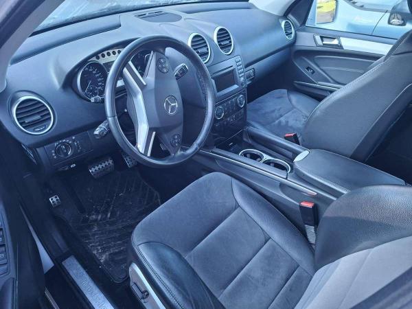Pelēks Mercedes-Benz ML 350 2011 Šauļi, ar dzinēja tilpumu 3.00 L un nobraukumu 317 tūkst. km par 3700 €, foto 6 vietnē AUTOMOTO.COM.LV