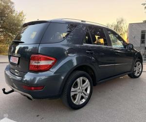 Grey Mercedes-Benz ML 350 2011 in Kaunas, with an engine capacity of 2.99 L and mileage of 281 thousand km for 8350 €, photo 4 on AUTOMOTO.COM.LV