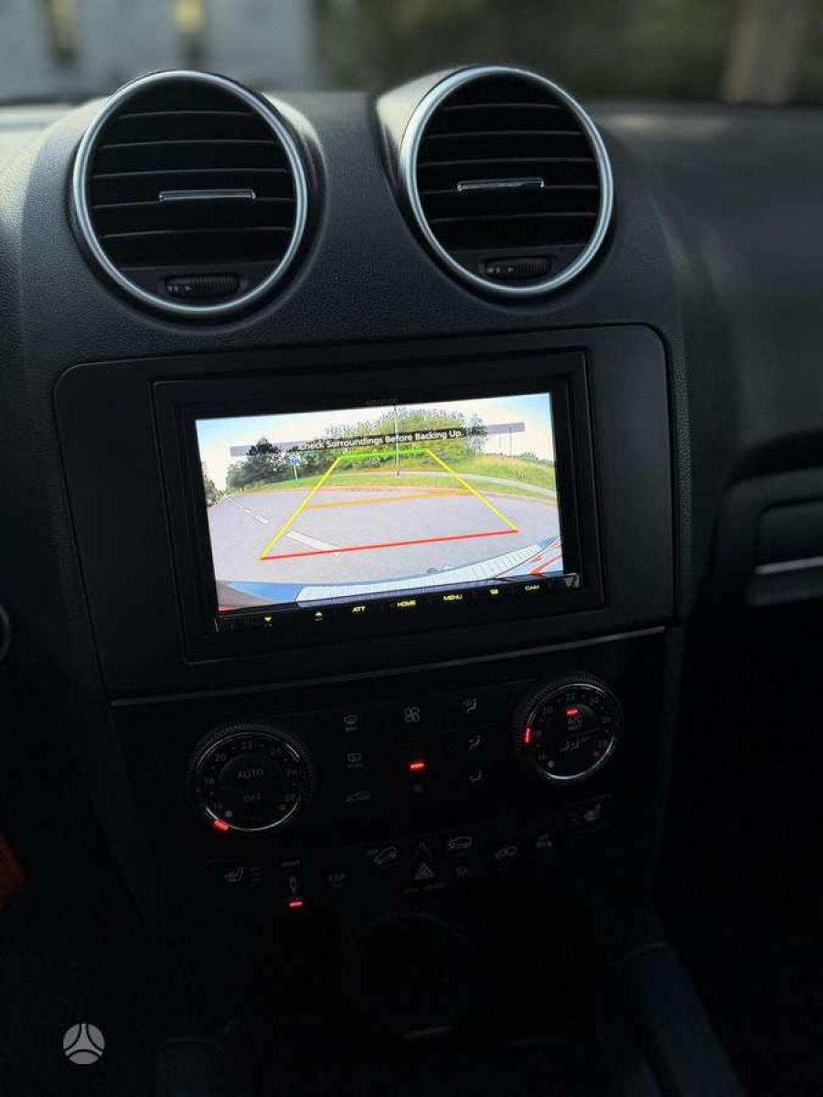 Grey Mercedes-Benz ML 350 2011 in Kaunas, with an engine capacity of 2.99 L and mileage of 281 thousand km for 8350 €, photo 20 on AUTOMOTO.COM.LV