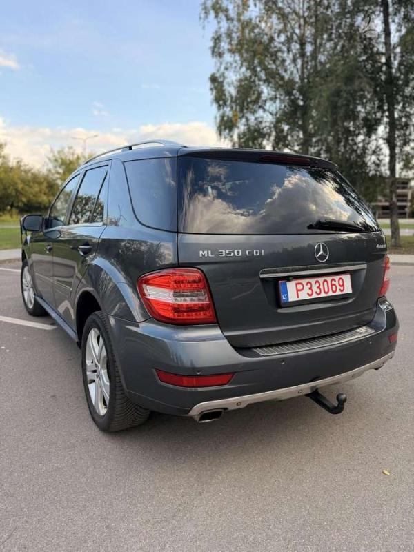 Мерседес МЛ 350 2011 в Каунас на AUTOMOTO.COM.LV Серый Мерседес МЛ 350 2011 в Каунас, объемом двигателя 2.99 л и пробегом 281 тыс. км за 8350 €, фото 6 на AUTOMOTO.COM.LV