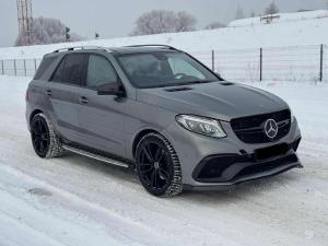 Pelēks Mercedes-Benz ML 350 2012 Viļņa, ar dzinēja tilpumu 0.00 L un nobraukumu 424 tūkst. km par 21100 €, foto  vietnē AUTOMOTO.COM.LV