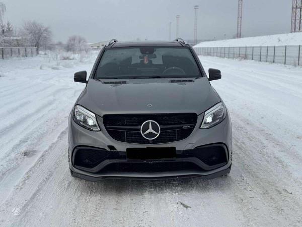 Grey Mercedes-Benz ML 350 2012 in Vilnius, with an engine capacity of 0.00 L and mileage of 424 thousand km for 21100 €, photo 3 on AUTOMOTO.COM.LV