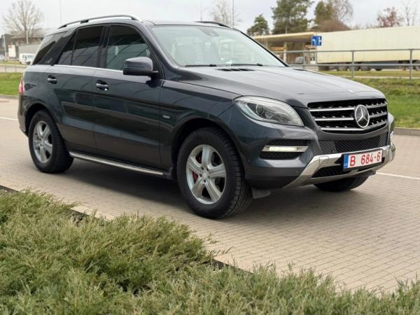 Pelēks Mercedes-Benz ML 350 2012 Rīga, ar dzinēja tilpumu 3.00 L un nobraukumu 358 tūkst. km par 12150 €, foto 10 vietnē AUTOMOTO.COM.LV