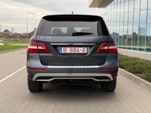 Grey Mercedes-Benz ML 350 2012 in Riga, with an engine capacity of 3.00 L and mileage of 358 thousand km for 12150 €, photo 16 on AUTOMOTO.COM.LV