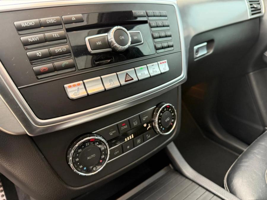 Grey Mercedes-Benz ML 350 2012 in Riga, with an engine capacity of 3.00 L and mileage of 358 thousand km for 12150 €, photo 21 on AUTOMOTO.COM.LV