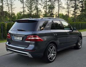 Серый Мерседес МЛ 350 2012 в Вильнюс, объемом двигателя 2.99 л и пробегом 320 тыс. км за 10800 €, фото 6 на AUTOMOTO.COM.LV