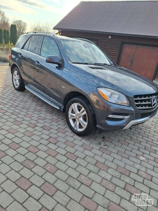 Grey Mercedes-Benz ML 350 2012 in Silale, with an engine capacity of 3.00 L and mileage of 313 thousand km for 11000 €, photo 4 on AUTOMOTO.COM.LV
