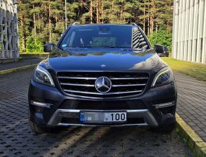 Grey Mercedes-Benz ML 350 2012 in Vilnius, with an engine capacity of 2.99 L and mileage of 320 thousand km for 10600 €, photo 3 on AUTOMOTO.COM.LV