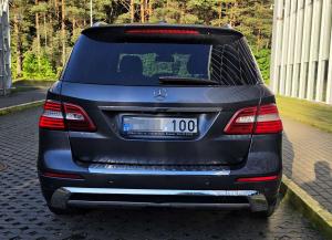 Grey Mercedes-Benz ML 350 2012 in Vilnius, with an engine capacity of 2.99 L and mileage of 320 thousand km for 10600 €, photo 7 on AUTOMOTO.COM.LV