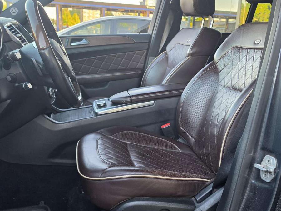 Grey Mercedes-Benz ML 350 2012 in Vilnius, with an engine capacity of 2.99 L and mileage of 320 thousand km for 10600 €, photo 12 on AUTOMOTO.COM.LV