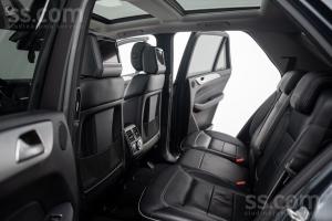 Grey Mercedes-Benz ML 350 2012 in Tallinn, with an engine capacity of 3.00 L and mileage of 276 thousand km for 15999 €, photo 10 on AUTOMOTO.COM.LV