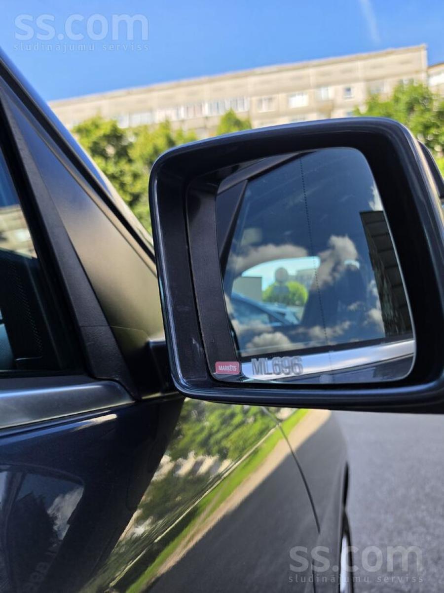 Pelēks Mercedes-Benz ML 350 2012 Rīga, ar dzinēja tilpumu 3.00 L un nobraukumu 372 tūkst. km par 15800 €, foto 14 vietnē AUTOMOTO.COM.LV