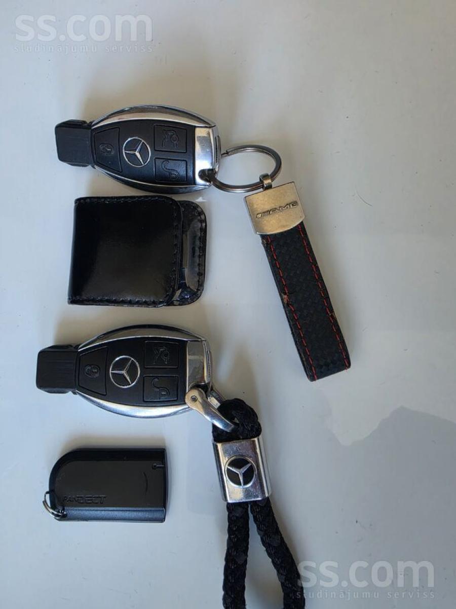 Pelēks Mercedes-Benz ML 350 2012 Rīga, ar dzinēja tilpumu 3.00 L un nobraukumu 372 tūkst. km par 15800 €, foto 16 vietnē AUTOMOTO.COM.LV