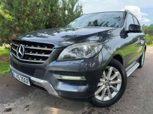 Pelēks Mercedes-Benz ML 350 2012 Viļņa, ar dzinēja tilpumu 2.99 L un nobraukumu 328 tūkst. km par 11599 €, foto  vietnē AUTOMOTO.COM.LV