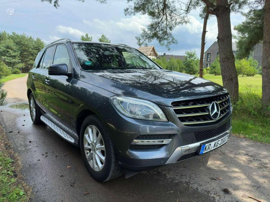 Pelēks Mercedes-Benz ML 350 2012 Viļņa, ar dzinēja tilpumu 2.99 L un nobraukumu 328 tūkst. km par 11599 €, foto 12 vietnē AUTOMOTO.COM.LV