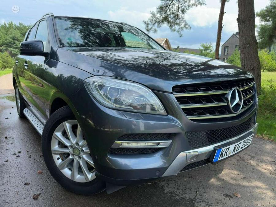 Pelēks Mercedes-Benz ML 350 2012 Viļņa, ar dzinēja tilpumu 2.99 L un nobraukumu 328 tūkst. km par 11599 €, foto 14 vietnē AUTOMOTO.COM.LV
