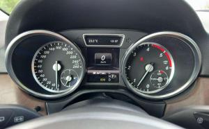 Pelēks Mercedes-Benz ML 350 2012 Viļņa, ar dzinēja tilpumu 2.99 L un nobraukumu 328 tūkst. km par 11599 €, foto 37 vietnē AUTOMOTO.COM.LV