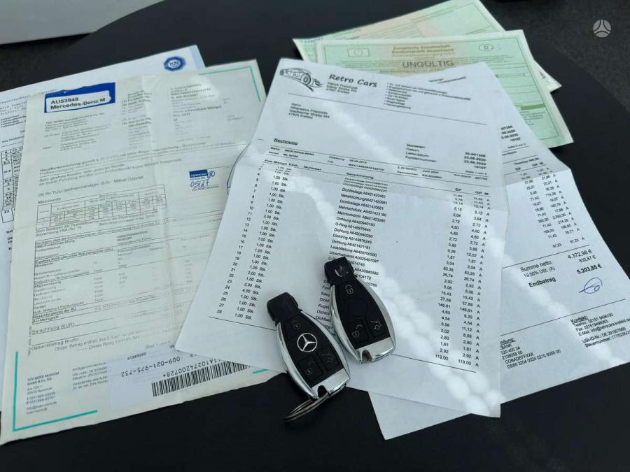 Pelēks Mercedes-Benz ML 350 2012 Viļņa, ar dzinēja tilpumu 2.99 L un nobraukumu 328 tūkst. km par 11599 €, foto 39 vietnē AUTOMOTO.COM.LV