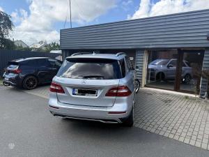 Grey Mercedes-Benz ML 350 2012 in Kaunas, with an engine capacity of 3.00 L and mileage of 311 thousand km for 11000 €, photo 3 on AUTOMOTO.COM.LV