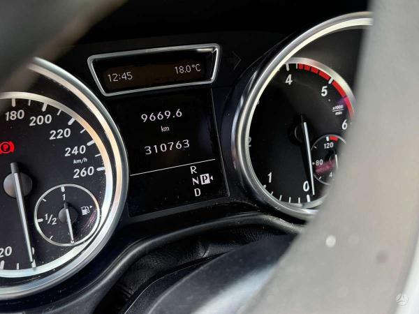 Grey Mercedes-Benz ML 350 2012 in Kaunas, with an engine capacity of 3.00 L and mileage of 311 thousand km for 11000 €, photo 8 on AUTOMOTO.COM.LV
