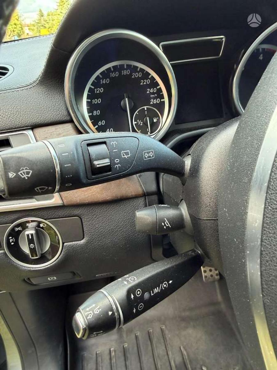 Pelēks Mercedes-Benz ML 350 2012 Kauņa, ar dzinēja tilpumu 2.99 L un nobraukumu 368 tūkst. km par 14300 €, foto 9 vietnē AUTOMOTO.COM.LV