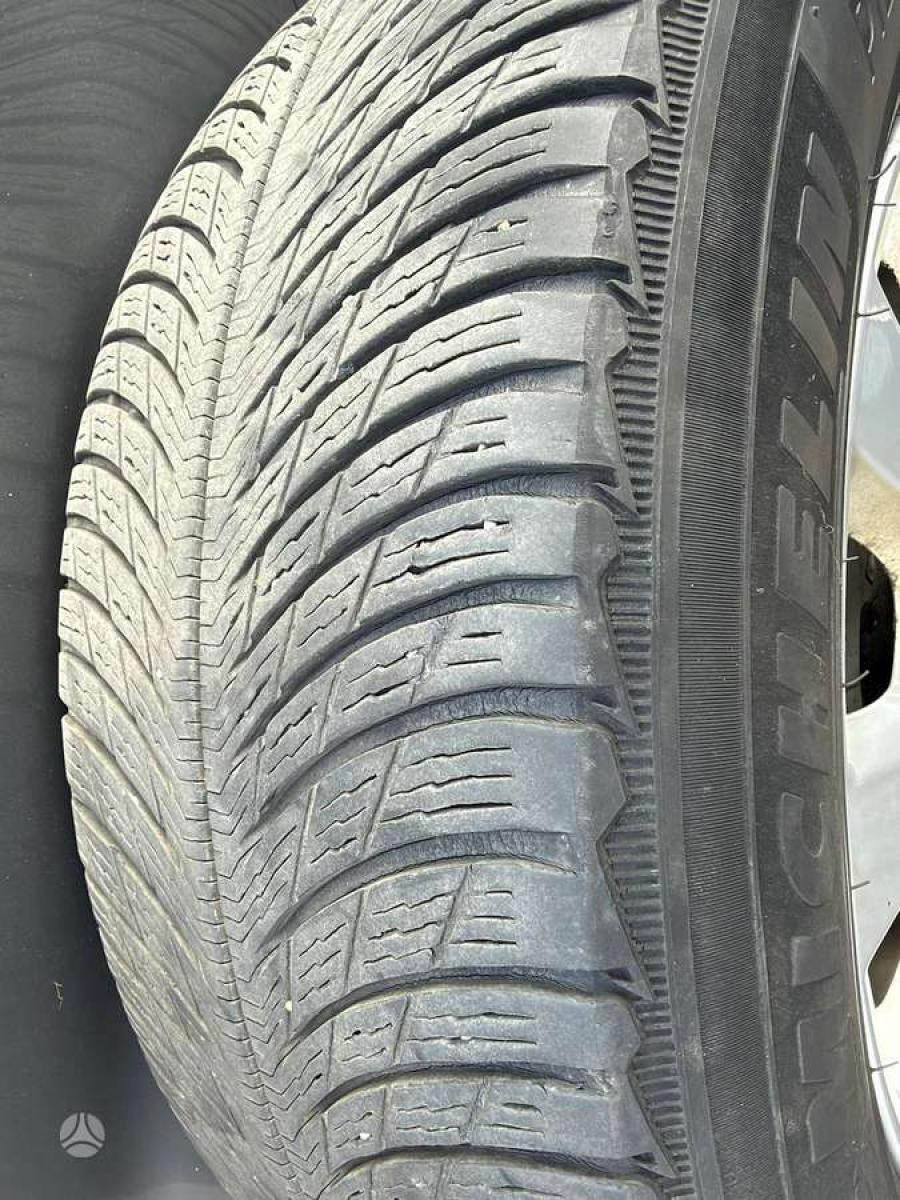 Pelēks Mercedes-Benz ML 350 2012 Kauņa, ar dzinēja tilpumu 2.99 L un nobraukumu 368 tūkst. km par 14300 €, foto 30 vietnē AUTOMOTO.COM.LV