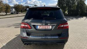 Pelēks Mercedes-Benz ML 350 2012 Marijampole, ar dzinēja tilpumu 2.99 L un nobraukumu 291 tūkst. km par 12850 €, foto 10 vietnē AUTOMOTO.COM.LV