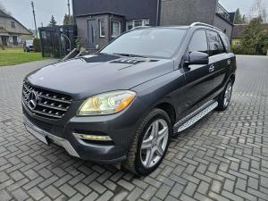 Grey Mercedes-Benz ML 350 2013 in Jurbarkas, with an engine capacity of 2.99 L and mileage of 283 thousand km for 11500 €, photo 2 on AUTOMOTO.COM.LV