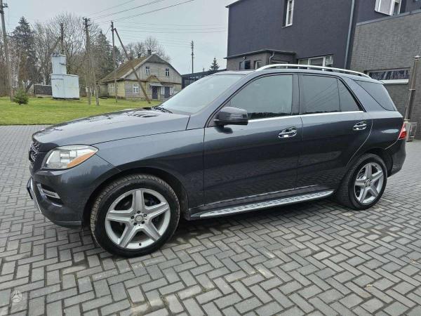 Pelēks Mercedes-Benz ML 350 2013 Jurbarkas, ar dzinēja tilpumu 2.99 L un nobraukumu 283 tūkst. km par 10999 €, foto 6 vietnē AUTOMOTO.COM.LV