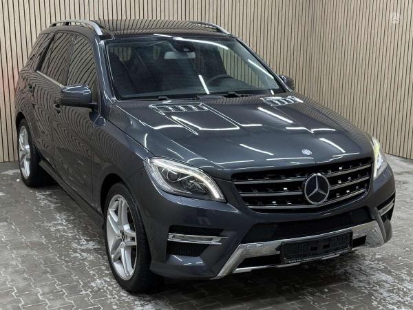 Grey Mercedes-Benz ML 350 2013 in Marijampole, with an engine capacity of 2.99 L and mileage of 284 thousand km for 16450 €, photo 9 on AUTOMOTO.COM.LV