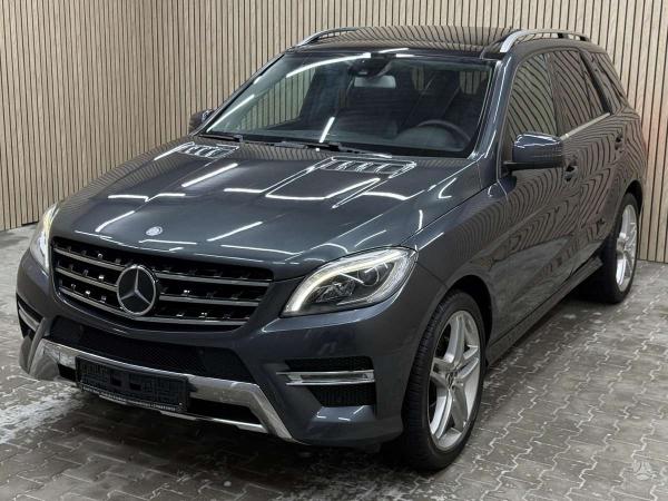Grey Mercedes-Benz ML 350 2013 in Marijampole, with an engine capacity of 2.99 L and mileage of 284 thousand km for 16450 €, photo 10 on AUTOMOTO.COM.LV