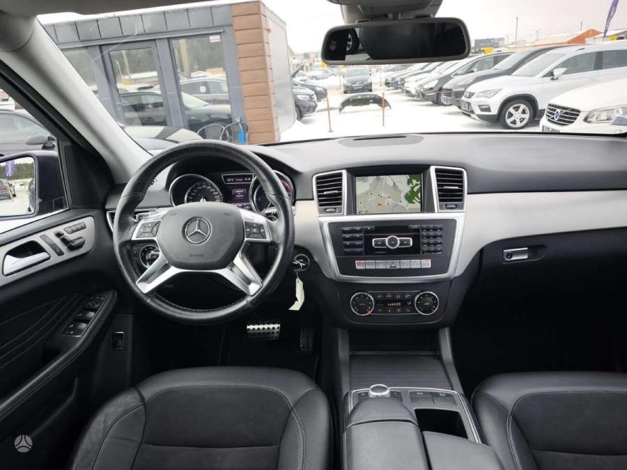 Pelēks Mercedes-Benz ML 350 2013 Viļņa, ar dzinēja tilpumu 3.00 L un nobraukumu 276 tūkst. km par 14350 €, foto 15 vietnē AUTOMOTO.COM.LV