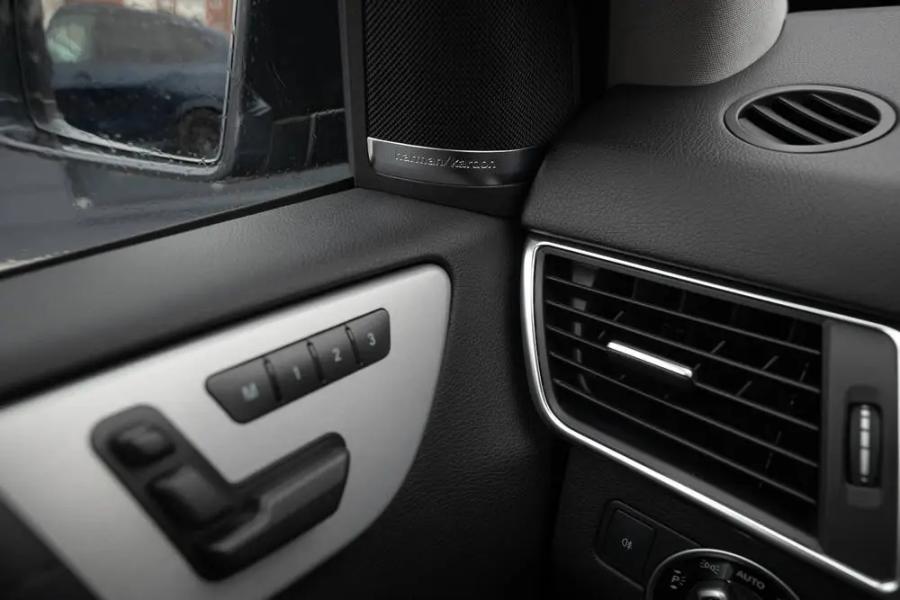 Pelēks Mercedes-Benz ML 350 2013 Jelgava, ar dzinēja tilpumu 3.00 L un nobraukumu 230 tūkst. km par 18950 €, foto 18 vietnē AUTOMOTO.COM.LV