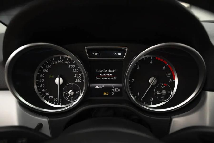 Pelēks Mercedes-Benz ML 350 2013 Jelgava, ar dzinēja tilpumu 3.00 L un nobraukumu 230 tūkst. km par 18950 €, foto 21 vietnē AUTOMOTO.COM.LV