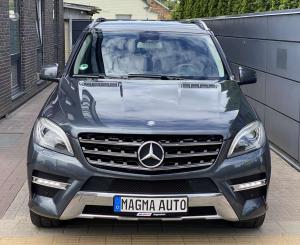 Grey Mercedes-Benz ML 350 2013 in Marijampole, with an engine capacity of 2.99 L and mileage of 260 thousand km for 14850 €, photo 4 on AUTOMOTO.COM.LV