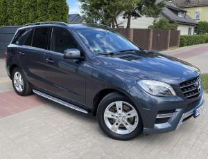 Grey Mercedes-Benz ML 350 2013 in Marijampole, with an engine capacity of 2.99 L and mileage of 260 thousand km for 14850 €, photo 15 on AUTOMOTO.COM.LV