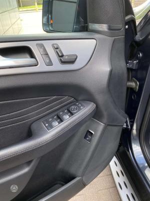 Grey Mercedes-Benz ML 350 2013 in Marijampole, with an engine capacity of 2.99 L and mileage of 260 thousand km for 14850 €, photo 25 on AUTOMOTO.COM.LV