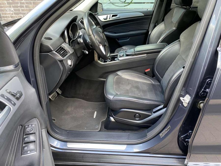Grey Mercedes-Benz ML 350 2013 in Marijampole, with an engine capacity of 2.99 L and mileage of 260 thousand km for 14850 €, photo 28 on AUTOMOTO.COM.LV