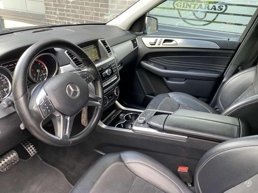 Grey Mercedes-Benz ML 350 2013 in Marijampole, with an engine capacity of 2.99 L and mileage of 260 thousand km for 14850 €, photo 32 on AUTOMOTO.COM.LV