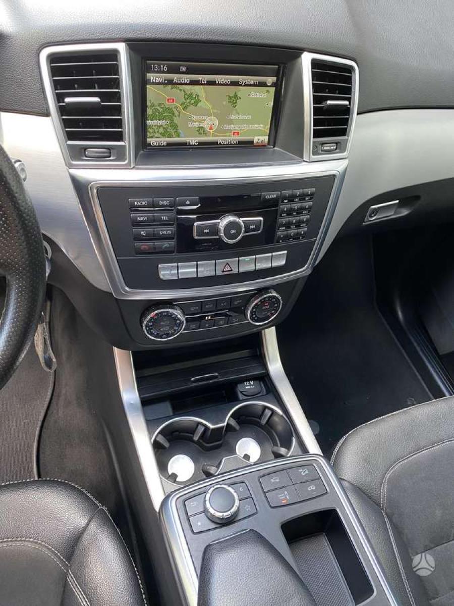 Grey Mercedes-Benz ML 350 2013 in Marijampole, with an engine capacity of 2.99 L and mileage of 260 thousand km for 14850 €, photo 36 on AUTOMOTO.COM.LV