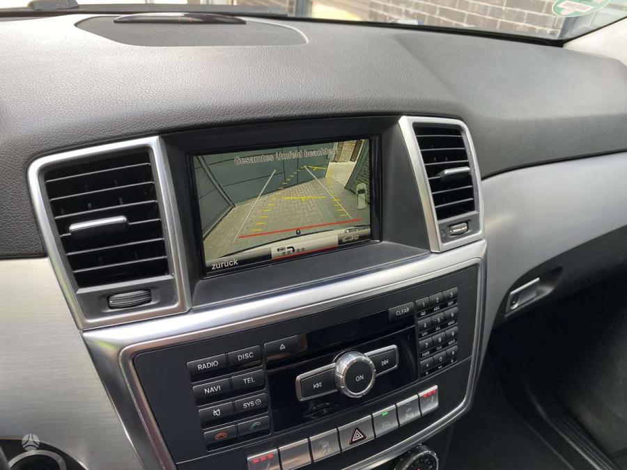 Grey Mercedes-Benz ML 350 2013 in Marijampole, with an engine capacity of 2.99 L and mileage of 260 thousand km for 14850 €, photo 38 on AUTOMOTO.COM.LV