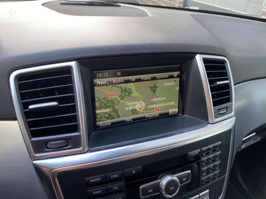 Grey Mercedes-Benz ML 350 2013 in Marijampole, with an engine capacity of 2.99 L and mileage of 260 thousand km for 14850 €, photo 40 on AUTOMOTO.COM.LV